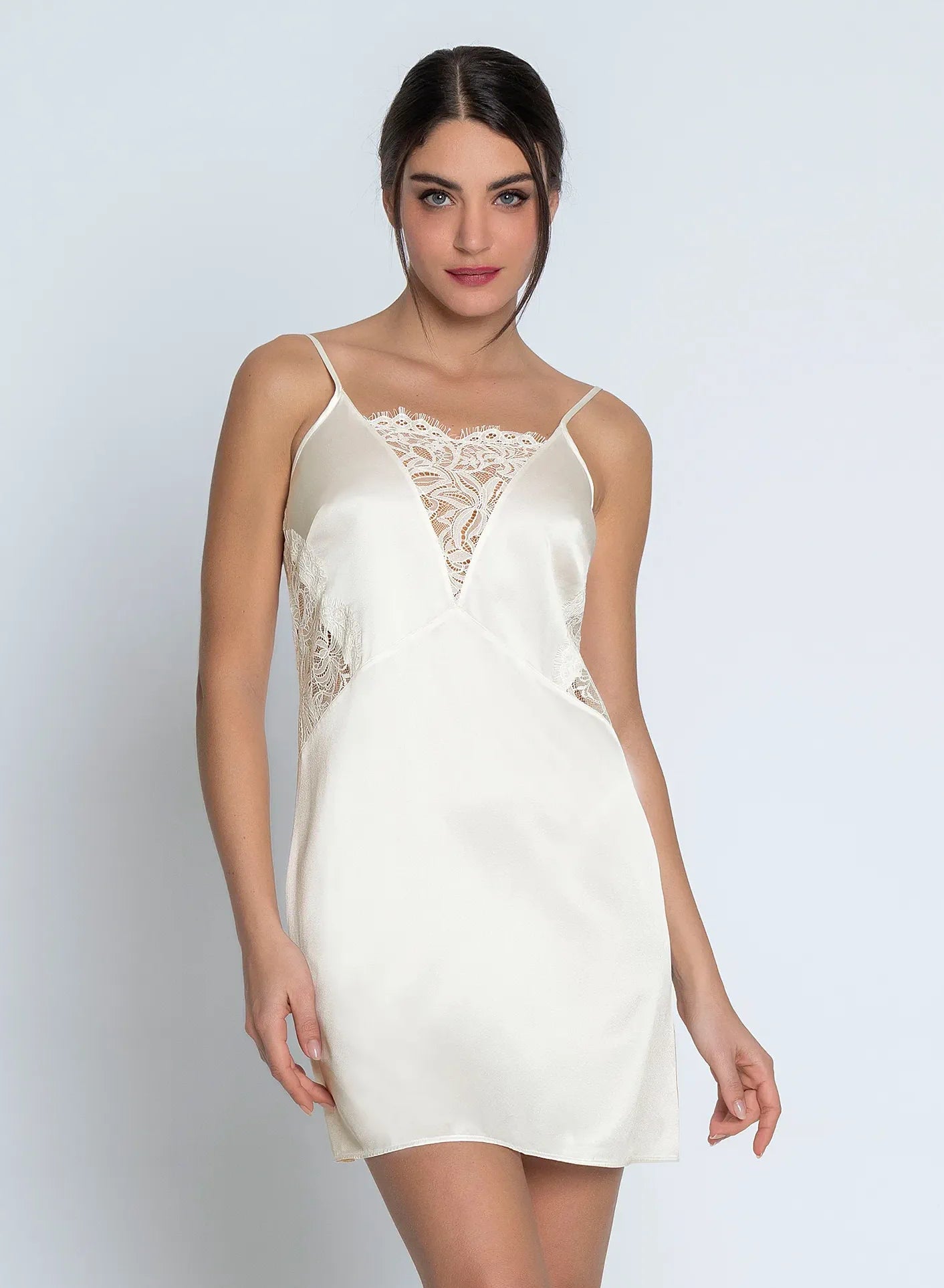 Lise Charmel - Bellissime Amour Sexy Night Dress Ecru Nacre | Ouh La La